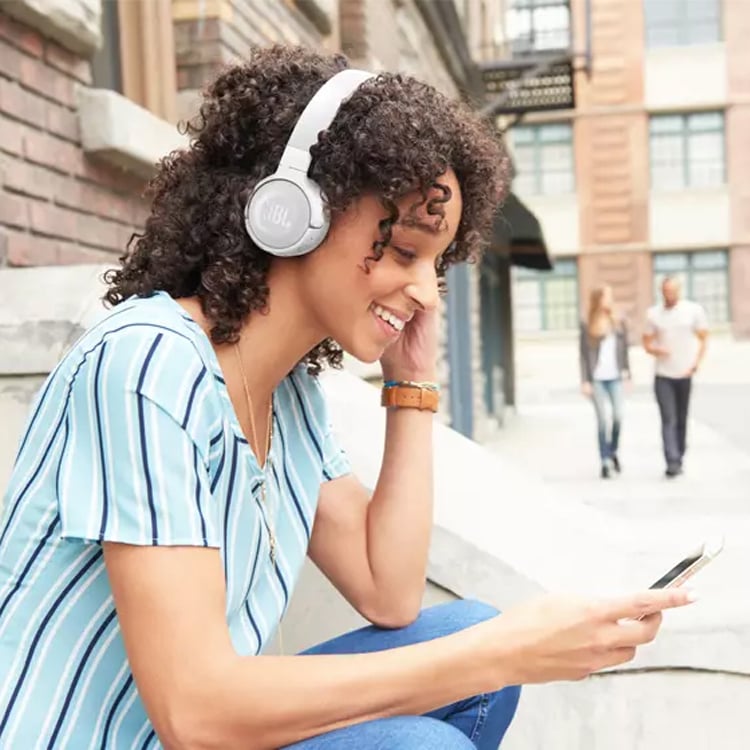 How to Engage the 5 Senses for Multi-Sensory Marketing